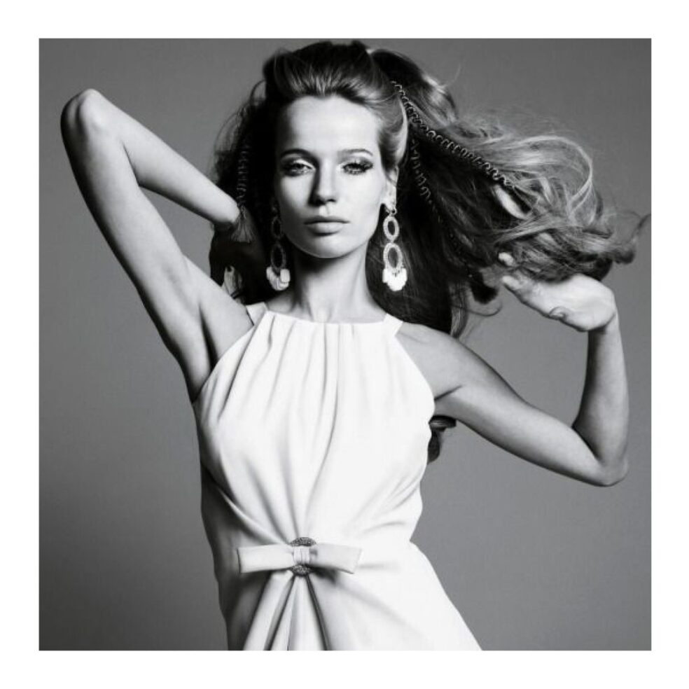 Photograph of Veruschka by Richard Avedon for Vogue, March 1967. Captivating as ever, this ...